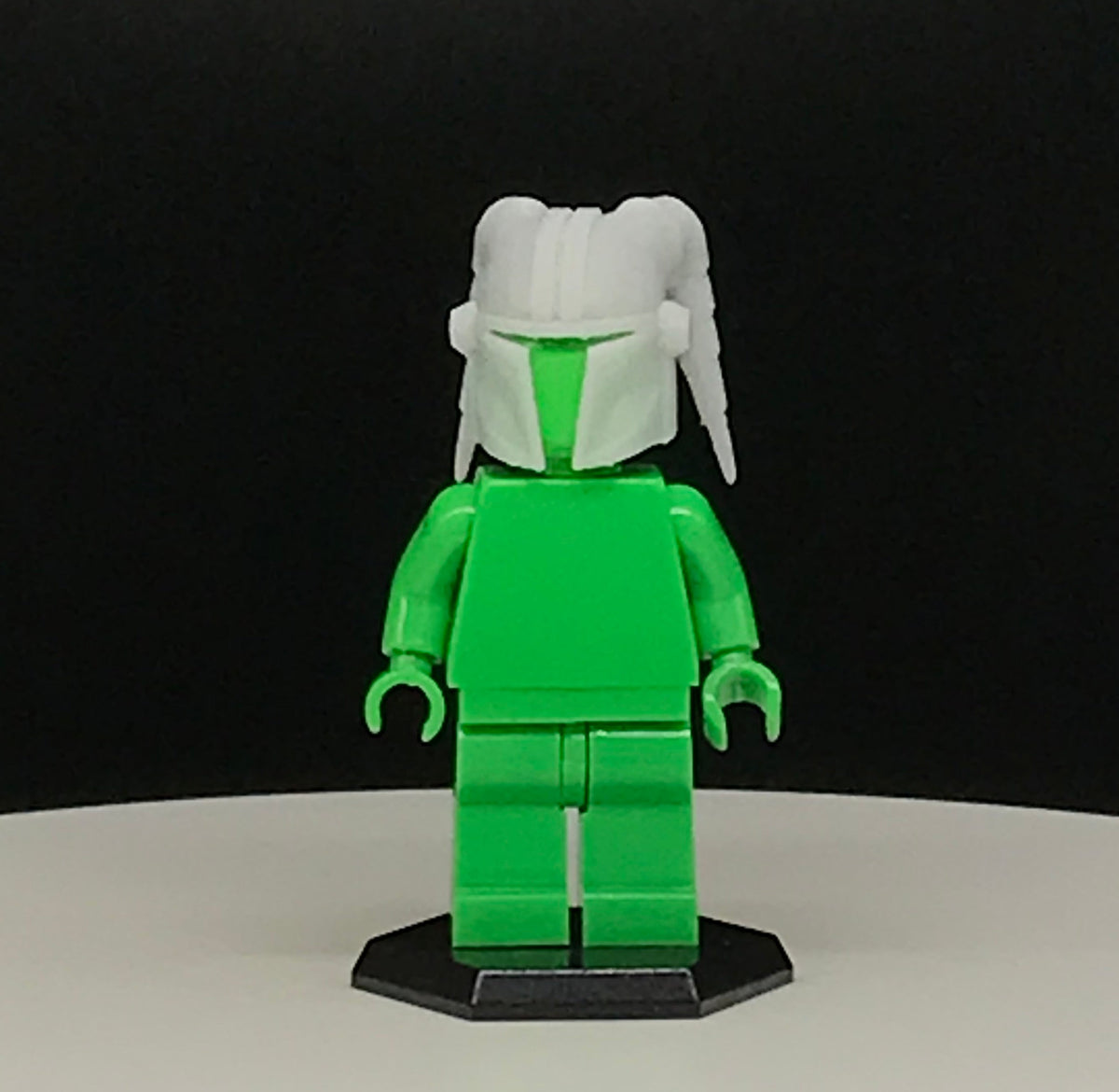 Calypso Customs Custom Twi'lek Mandalorian Striped Helmet